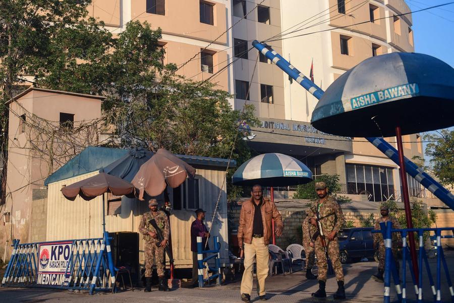 Pakistan Taliban warn of more attacks against police after compound raid
