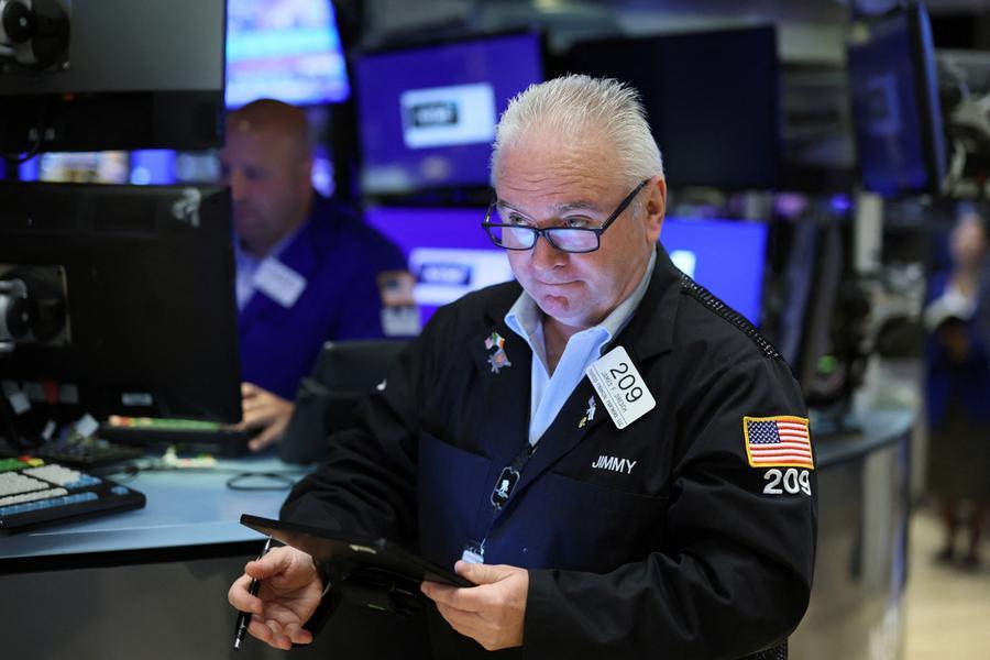 US stocks-Futures rise ahead of key inflation report