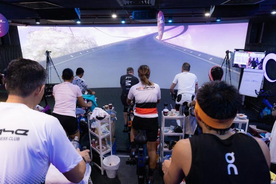 Jumeirah Group’s J Club instructor breaks Guinness World Record for the ...