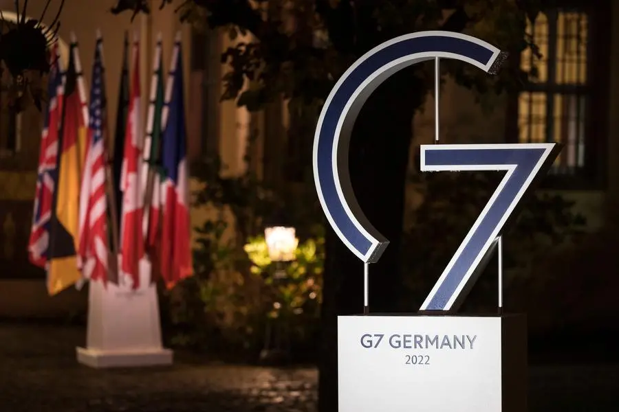 G7 Tells Taliban To Urgently Reverse Ban On Women Aid Workers