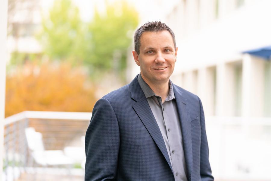 VMware collaborates with Intel to unlock Private AI everywhere