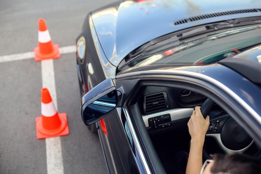 'One-day' driving test in UAE: 194 licence applicants benefit