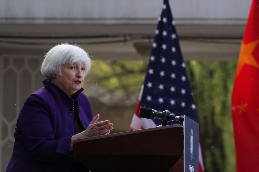 A week before US vote, Yellen revives arguments on strong economy