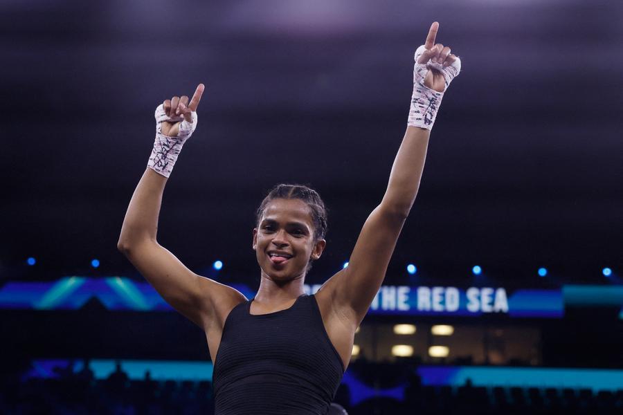 Ramla Ali wins first female boxing fight in Saudi Arabia