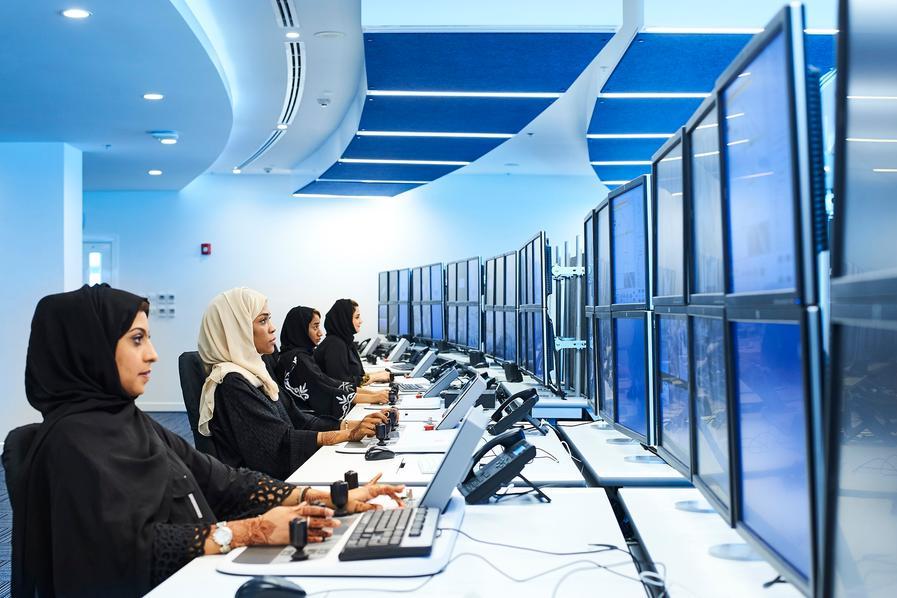 DP World celebrates its latest milestone with 100,000th employee