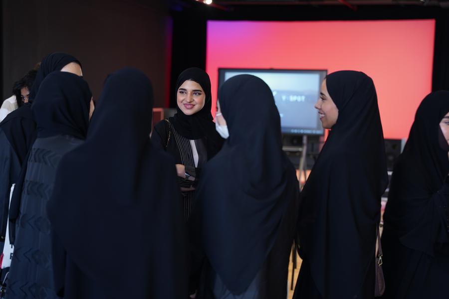 Integrating young Emirati women in the UAE’s private sector workforce