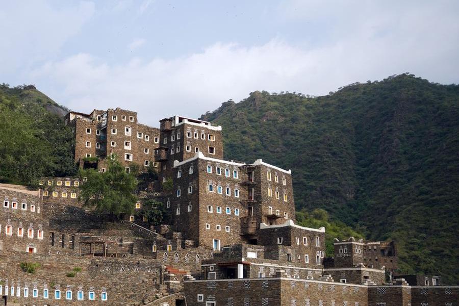 Soudah Peaks: Saudi Arabia's PIF-owned developer unveils masterplan for ...