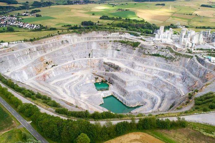 PROJECTS: Saudi Arabia prequalifies 25 companies for limestone complex ...