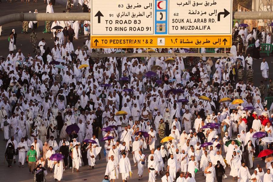 2mln pilgrims from around world converge on Mina as Haj officially begins