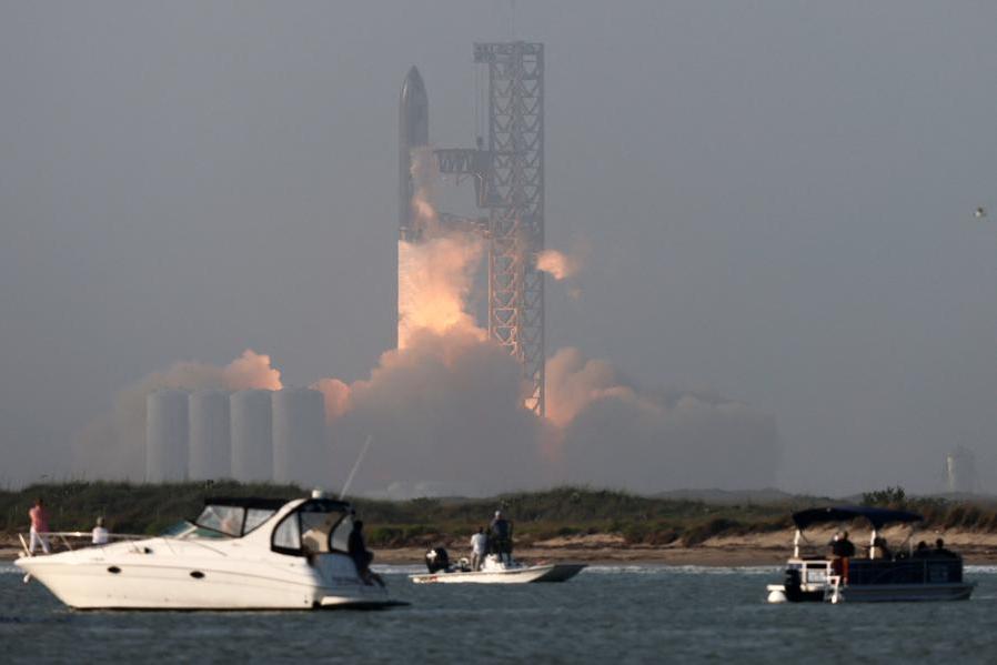 Elon Musk's Starship explodes minutes after first test flight's liftoff