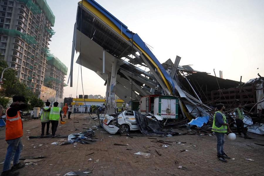 At least 14 killed after billboard collapses in Mumbai during thunderstorm