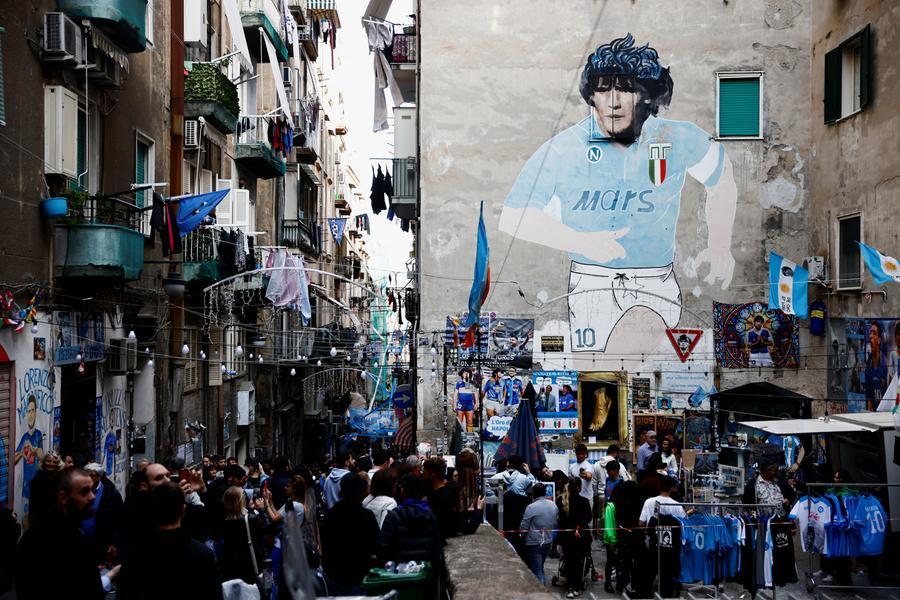 Naples paints the town blue for first Scudetto since Maradona era
