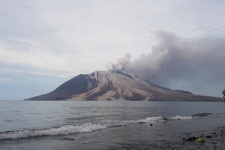 Evacuation continues following Indonesia's Ruang volcano eruption
