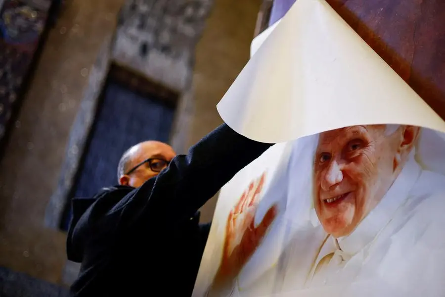 Pope Benedict lies in state in St Peter's Basilica