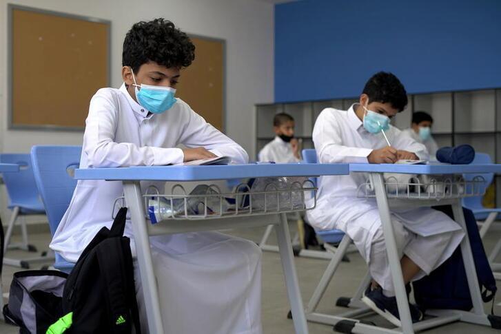 Saudi primary school students ready for in-person exams