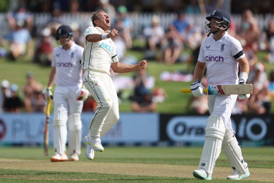 England power to 279-5 in first Test against New Zealand