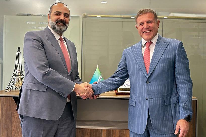 Strategic service between Phoenix Finance & Amwal Electronic payments