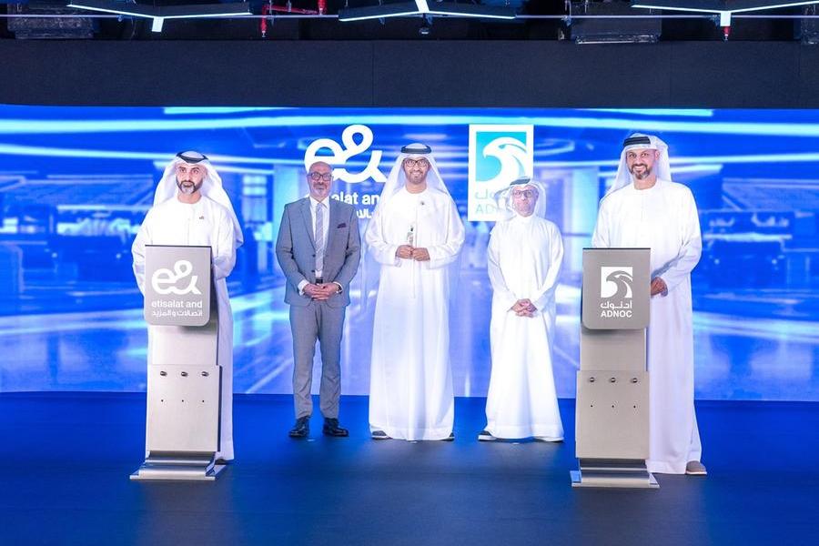 ADNOC and e& to build the energy industry’s largest private 5G wireless ...