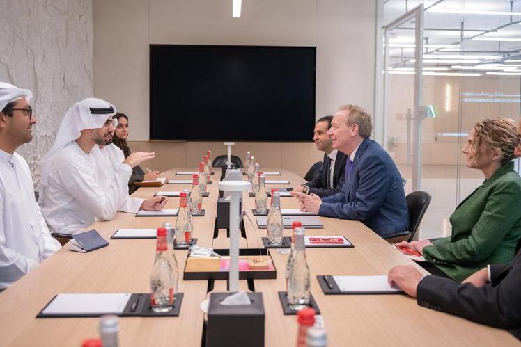 UAE, Microsoft explore advancement of AI applications