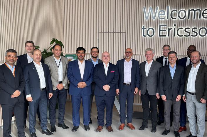 e& experiences the future of technology at the Ericsson Imagine Studio ...