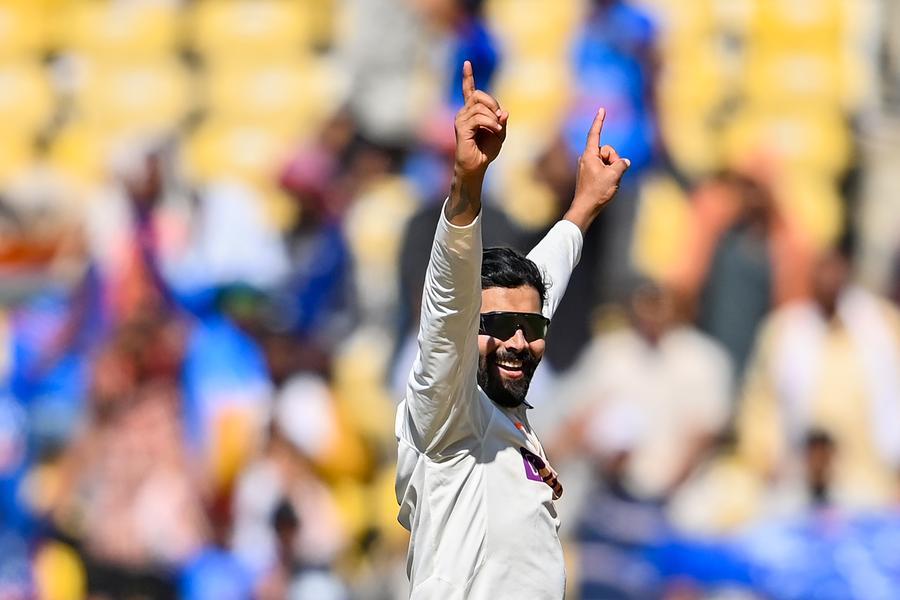 Jadeja picks seven for India as Australia fold for 113