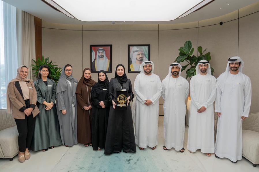 Du wins Organisation of the Year for Youth Empowerment in GCC GOV HR ...