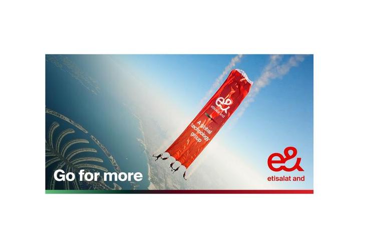 E& sets new Guinness world record for flying the largest banner in a ...