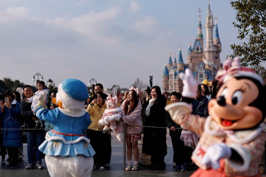 Disney, Miral announce plans for new Disney theme park in Abu Dhabi