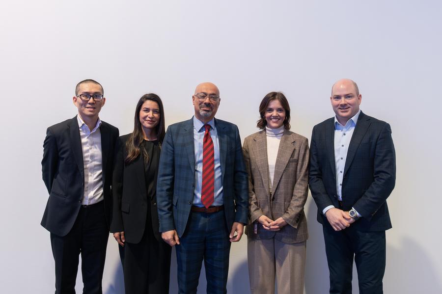 E& collaborates with IBM to launch pioneering end-to-end AI governance ...