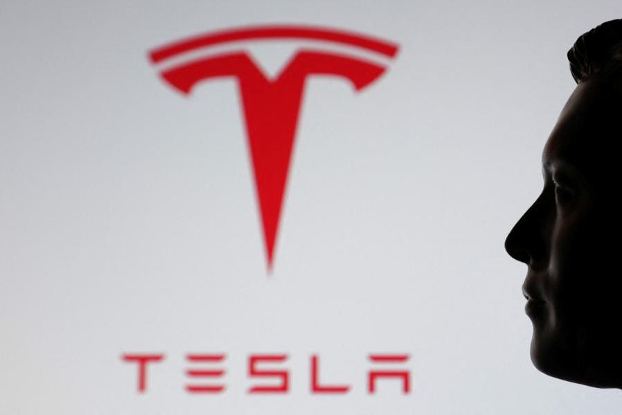 Tesla likely faces 'a few rough quarters' from end of US EV support ...