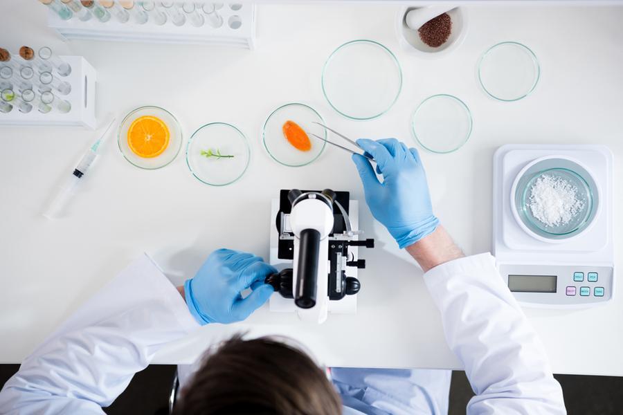 Saudi Arabia issues new regulations for food laboratory operations