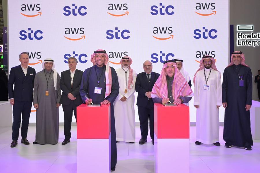 Stc Group and AWS announce a landmark partnership to advance Saudi ...