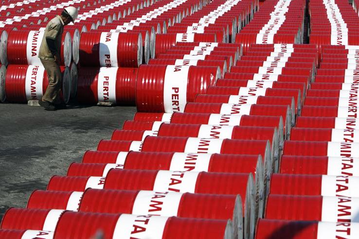 Hedge fund positions in oil look stretched: Kemp