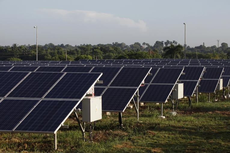 Saudi Arabia's Alfanar & Taqnia team up for alternative energy projects