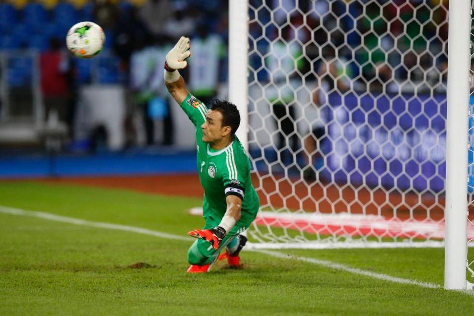 Soccer: Veteran goalkeeper sends Egypt into final