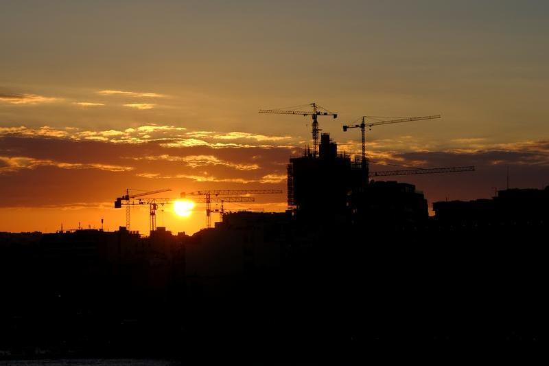 Iconic Omantel HQ building nearing completion: OMRAN