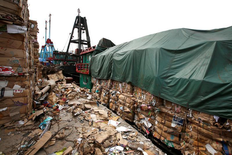 Bahrain plan on way to tackle 6,000 tonnes of waste per day