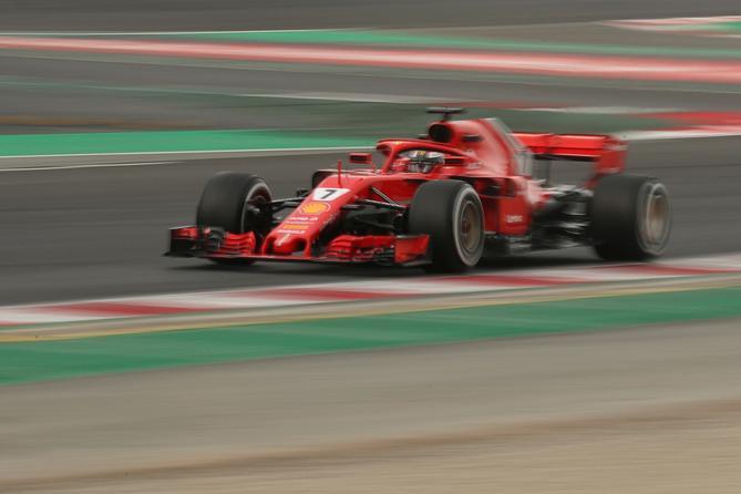 Formula 1 puts viewers in control with streaming TV product