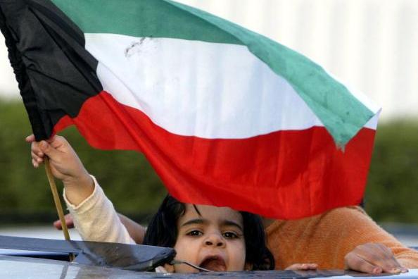 Kuwait resumes issuance of all categories of expat visas, allows family ...