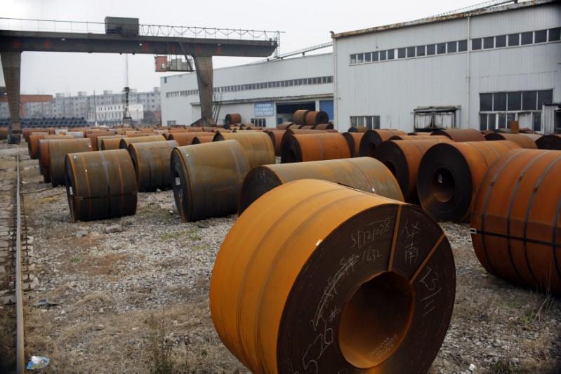 Shanghai steel heads for best month in eight on supply curbs
