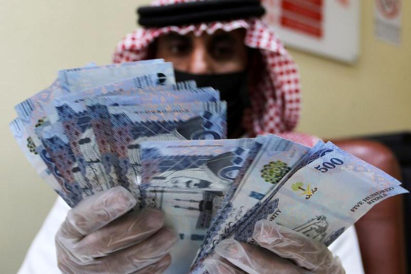 Saudi Arabia's PIF wealth fund hires banks for debut sukuk - document Saudi Arabia's PIF wealth fund hires banks for debut sukuk - document