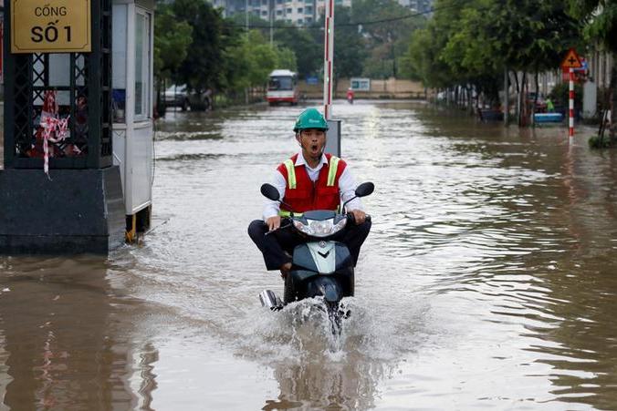 Vietnam races to prepare devastated central region as typhoon nears