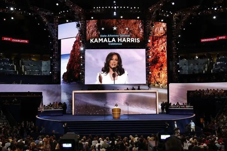 Kamala Harris breaks barriers to become vice president