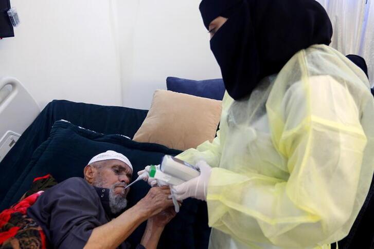 No link between anesthesia and taking vaccines, says Saudi health official