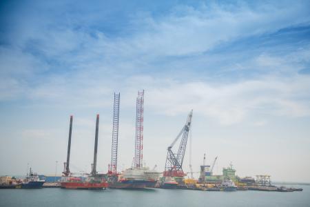 King Abdulaziz Port in Dammam promotes a diversification strategy in ...