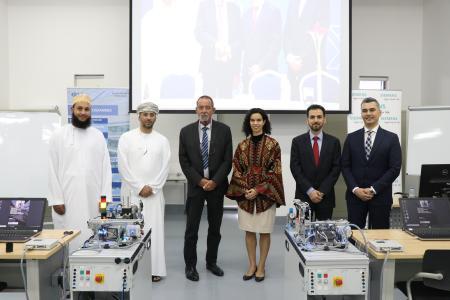 Siemens Mechatronic training laboratory opens at the German University ...