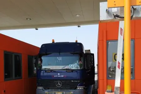 APM Terminals Bahrain installs three new Weighbridges at Khalifa Bin ...