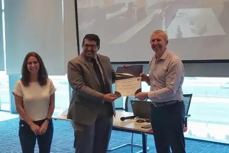 AXA Gulf shows appreciation for IT Infrastructure company