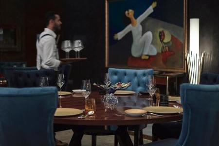 An elevated level of luxury dining: daringly exclusive Mahonia, Bahrain ...
